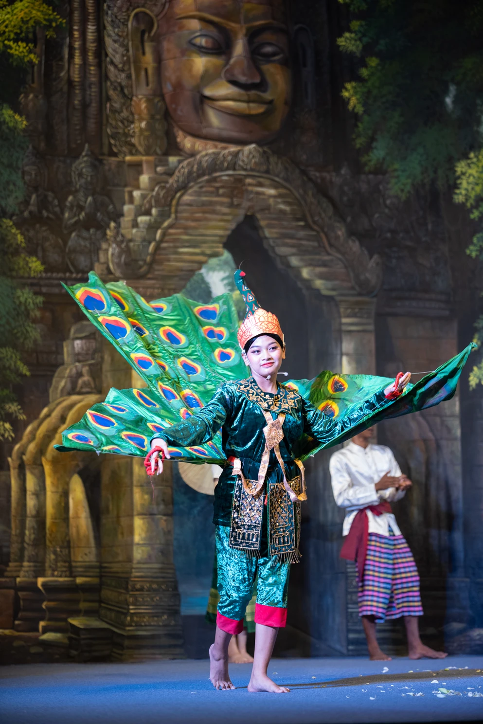 Peacock Dance at Morakot Angkor - Morakot Angkor Restaurant